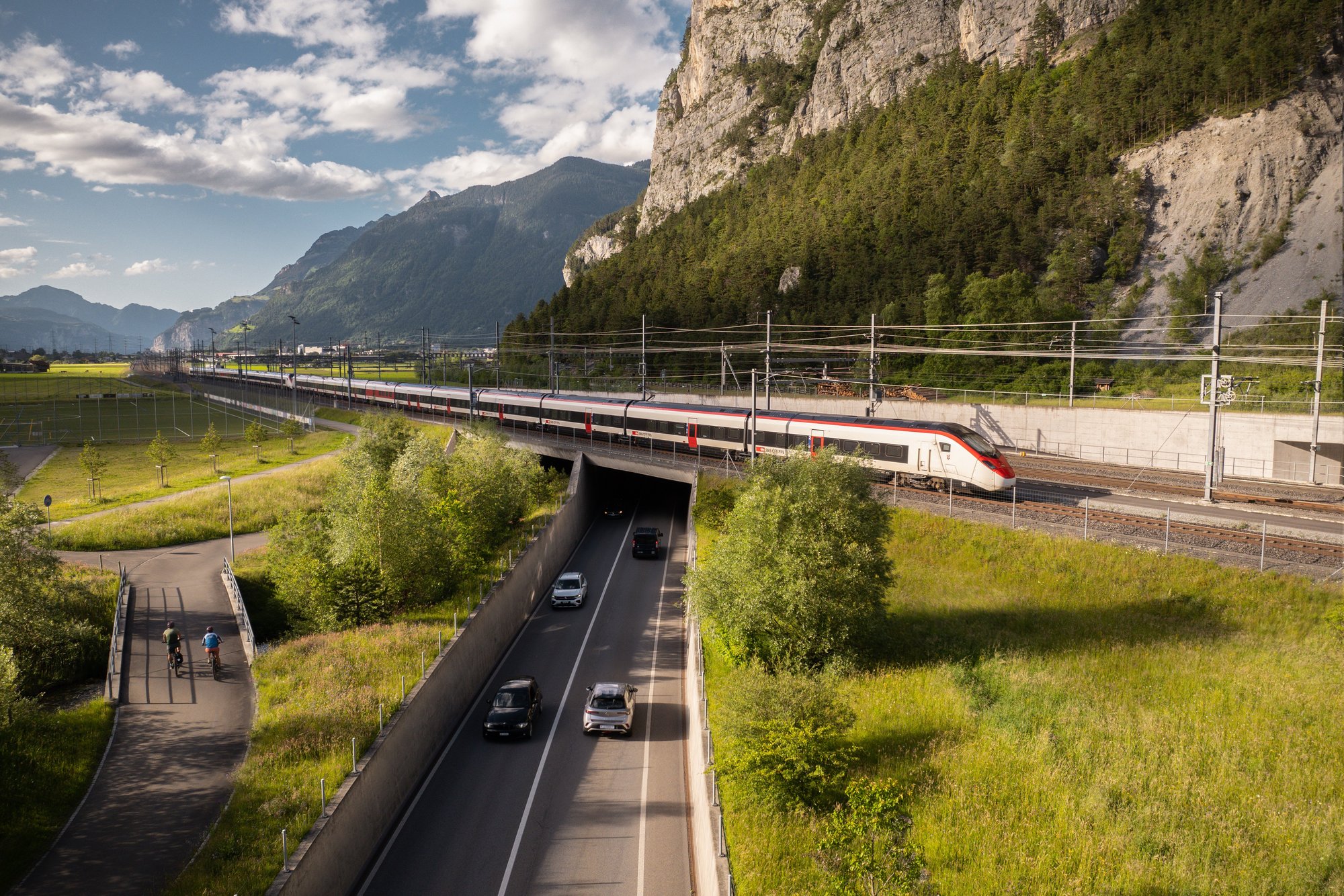 Transport infrastructure | From railway construction to cycle paths